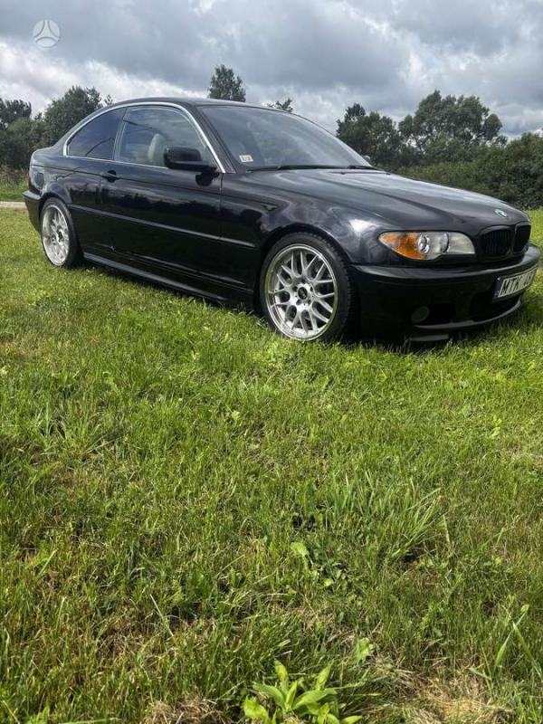 Black BMW 330 2005 in Vilnius, with an engine capacity of 2.99 L and mileage of 275 thousand km for 5200 €, photo 3 on AUTOMOTO.COM.LV