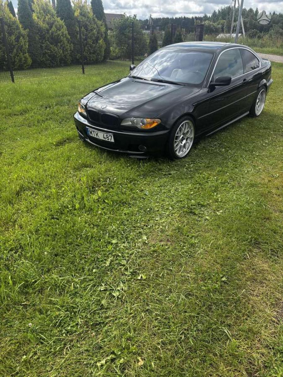 Black BMW 330 2005 in Vilnius, with an engine capacity of 2.99 L and mileage of 275 thousand km for 5200 €, photo 11 on AUTOMOTO.COM.LV