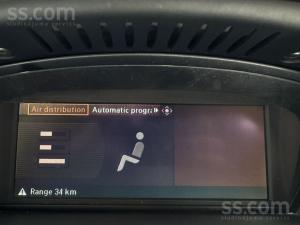 Black BMW 330 2006 in Riga, with an engine capacity of 3.00 L and mileage of 259 thousand km for 5990 €, photo 11 on AUTOMOTO.COM.LV