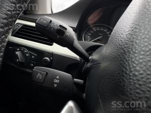 Black BMW 330 2006 in Riga, with an engine capacity of 3.00 L and mileage of 259 thousand km for 5990 €, photo 18 on AUTOMOTO.COM.LV