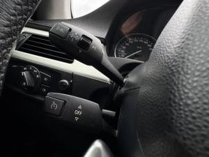 Black BMW 330 2006 in Riga, with an engine capacity of 3.00 L and mileage of 259 thousand km for 5990 €, photo 18 on AUTOMOTO.COM.LV