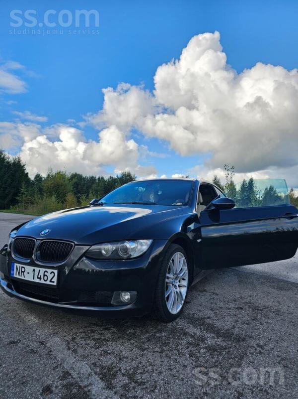 Melns BMW 330 2006 Ogre, ar dzinēja tilpumu 3.00 L un nobraukumu 415 tūkst. km par 5500 €, foto 6 vietnē AUTOMOTO.COM.LV