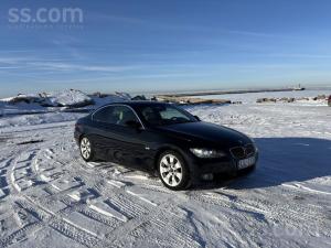 Black BMW 330 2007 in Liepaja, with an engine capacity of 3.00 L and mileage of 359 thousand km for 6450 €, photo  on AUTOMOTO.COM.LV