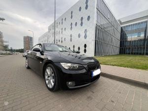 Black BMW 330 2007 in Vilnius, with an engine capacity of 2.99 L and mileage of 283 thousand km for 7300 €, photo  on AUTOMOTO.COM.LV