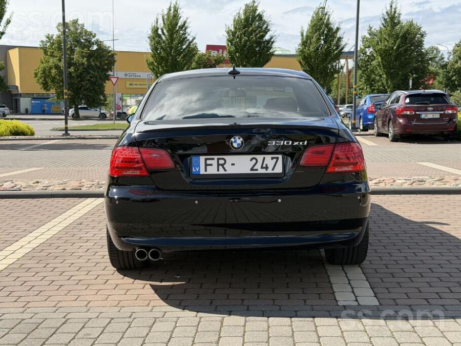 Melns BMW 330 2007 Ventspils, ar dzinēja tilpumu 3.00 L un nobraukumu 337 tūkst. km par 6500 €, foto 4 vietnē AUTOMOTO.COM.LV