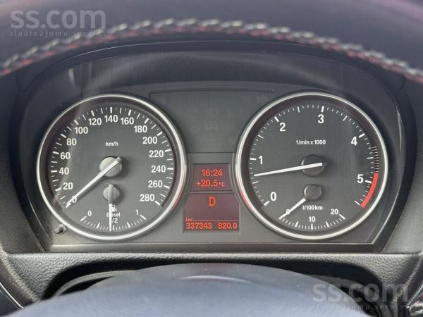 Black BMW 330 2007 in Ventspils, with an engine capacity of 3.00 L and mileage of 337 thousand km for 6500 €, photo 7 on AUTOMOTO.COM.LV