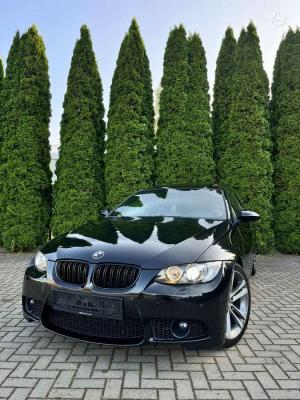 Melns BMW 330 2007 Viļņa, ar dzinēja tilpumu 2.99 L un nobraukumu 355 tūkst. km par 6350 €, foto  vietnē AUTOMOTO.COM.LV