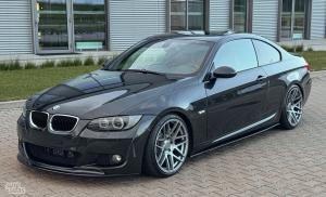 Black BMW 330 2007 in Siauliai, with an engine capacity of 3.00 L and mileage of 370 thousand km for 9499 €, photo  on AUTOMOTO.COM.LV