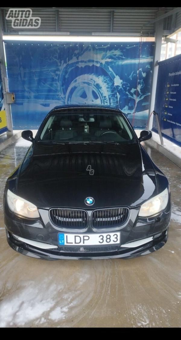 Black BMW 330 2010 in Mazeikiai, with an engine capacity of 3.00 L and mileage of 334 thousand km for 10500 €, photo 3 on AUTOMOTO.COM.LV