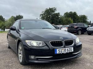 Black BMW 330 2010 in Utena, with an engine capacity of 2.99 L and mileage of 268 thousand km for 4650 €, photo  on AUTOMOTO.COM.LV