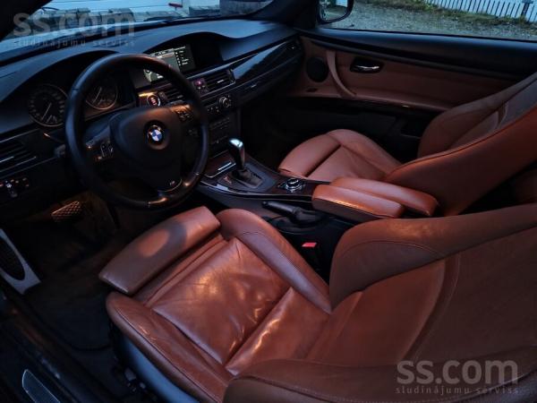Black BMW 330 2012 in Riga, with an engine capacity of 3.00 L and mileage of 319 thousand km for 13900 €, photo 6 on AUTOMOTO.COM.LV