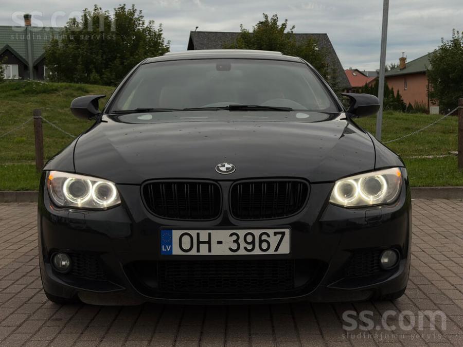Черный БМВ 330 2012 в Рига, объемом двигателя 3.00 л и пробегом 324 тыс. км за 13000 €, фото 4 на AUTOMOTO.COM.LV