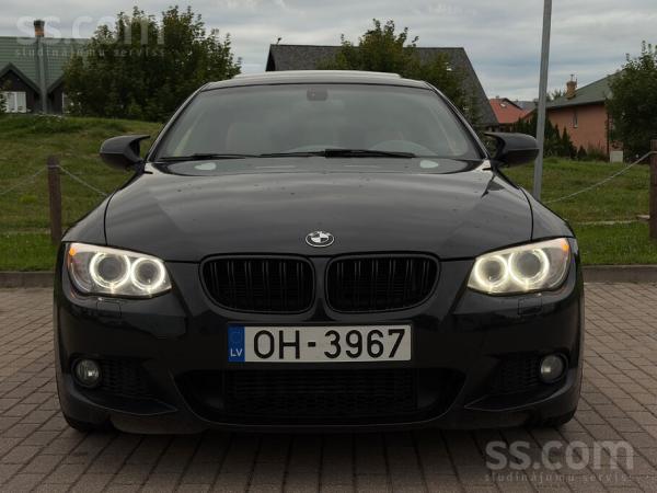 Melns BMW 330 2012 Rīga, ar dzinēja tilpumu 3.00 L un nobraukumu 324 tūkst. km par 13000 €, foto 3 vietnē AUTOMOTO.COM.LV