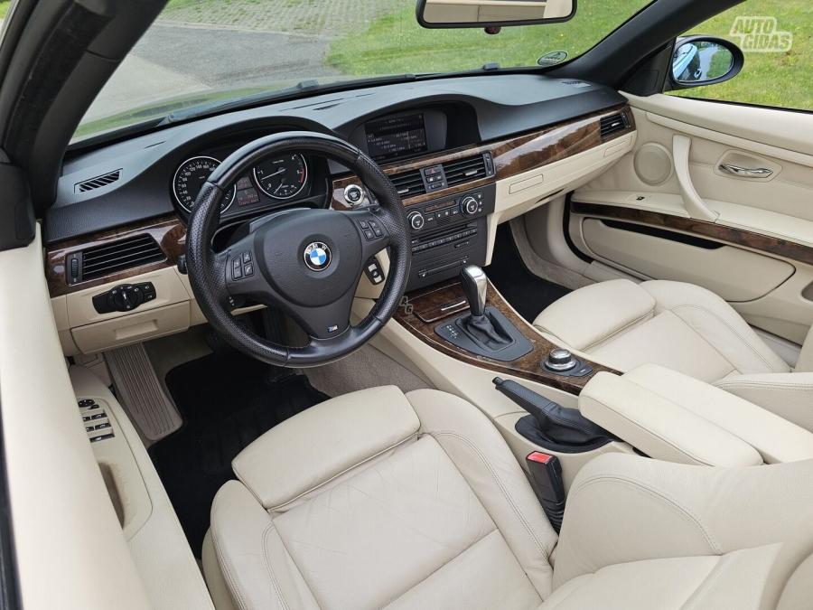 Black BMW 330 2007 in Vilnius, with an engine capacity of 3.00 L and mileage of 309 thousand km for 8800 €, photo 13 on AUTOMOTO.COM.LV