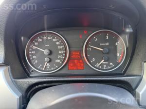 Melns BMW 330 2007 Rīga, ar dzinēja tilpumu 3.00 L un nobraukumu 266 tūkst. km par 4250 €, foto 14 vietnē AUTOMOTO.COM.LV