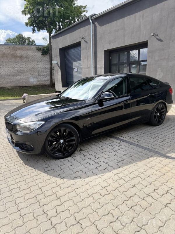 Melns BMW 330 2014 Kuldīga, ar dzinēja tilpumu 3.00 L un nobraukumu 207 tūkst. km par 15100 €, foto 3 vietnē AUTOMOTO.COM.LV