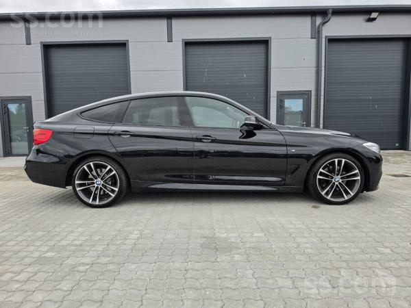 Black BMW 330 2015 in Liepaja, with an engine capacity of 3.00 L and mileage of 224 thousand km for 13290 €, photo 5 on AUTOMOTO.COM.LV