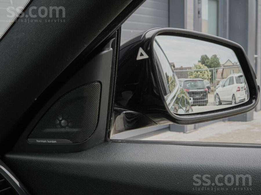 Melns BMW 330 2015 Liepāja, ar dzinēja tilpumu 3.00 L un nobraukumu 224 tūkst. km par 13290 €, foto 31 vietnē AUTOMOTO.COM.LV