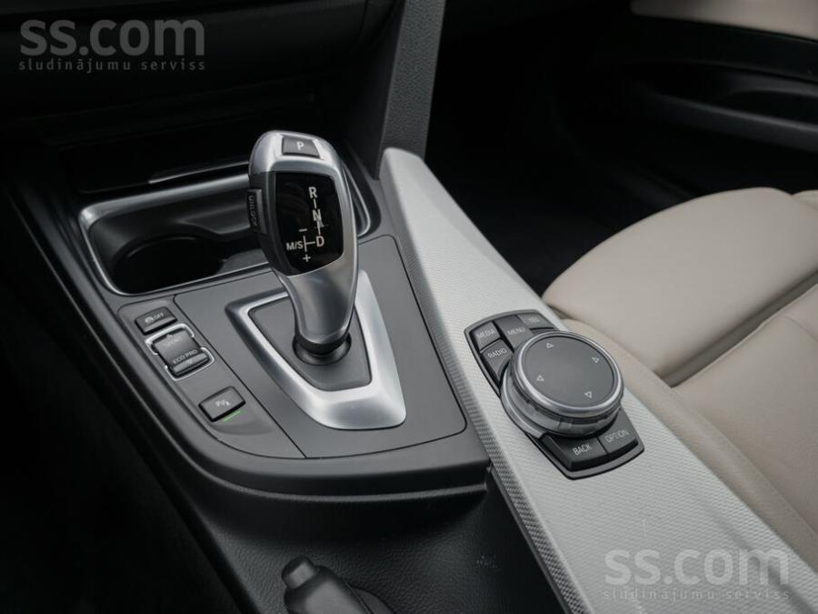Melns BMW 330 2015 Liepāja, ar dzinēja tilpumu 3.00 L un nobraukumu 224 tūkst. km par 13290 €, foto 33 vietnē AUTOMOTO.COM.LV