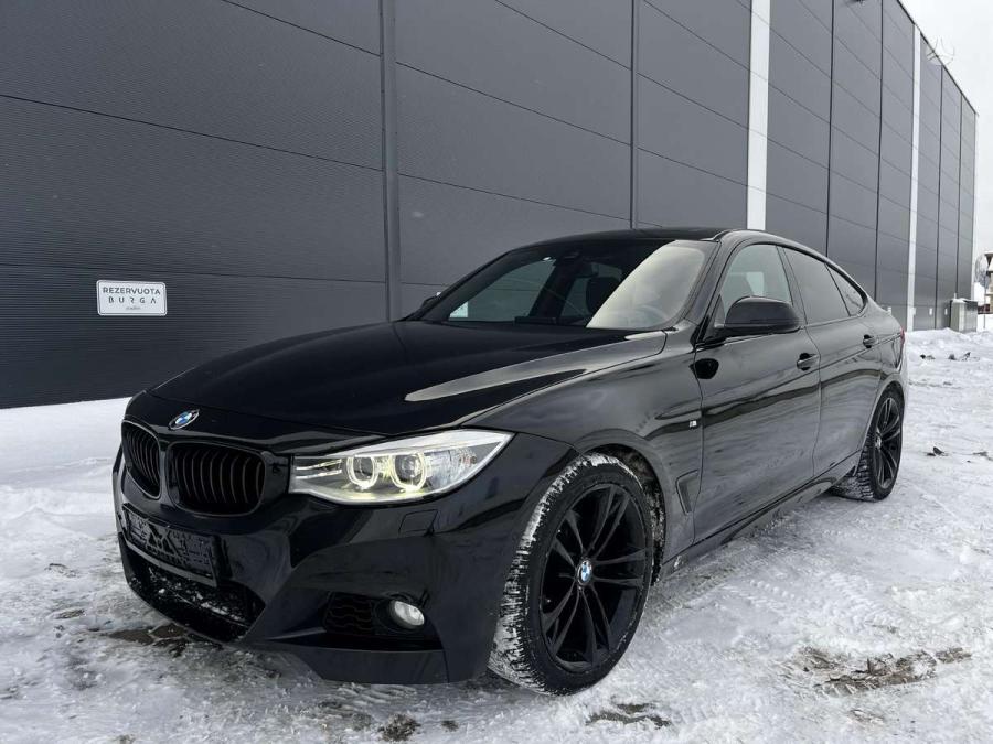 Black BMW 330 2016 in Vilnius, with an engine capacity of 2.99 L and mileage of 200 thousand km for 13590 €, photo 6 on AUTOMOTO.COM.LV