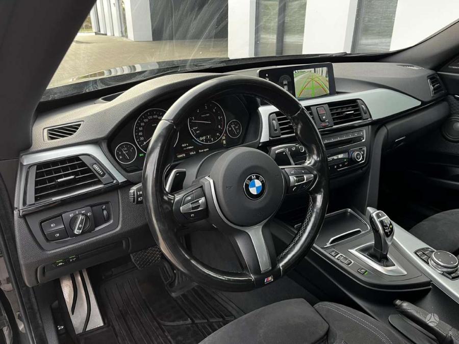 Black BMW 330 2016 in Vilnius, with an engine capacity of 2.99 L and mileage of 200 thousand km for 13590 €, photo 14 on AUTOMOTO.COM.LV