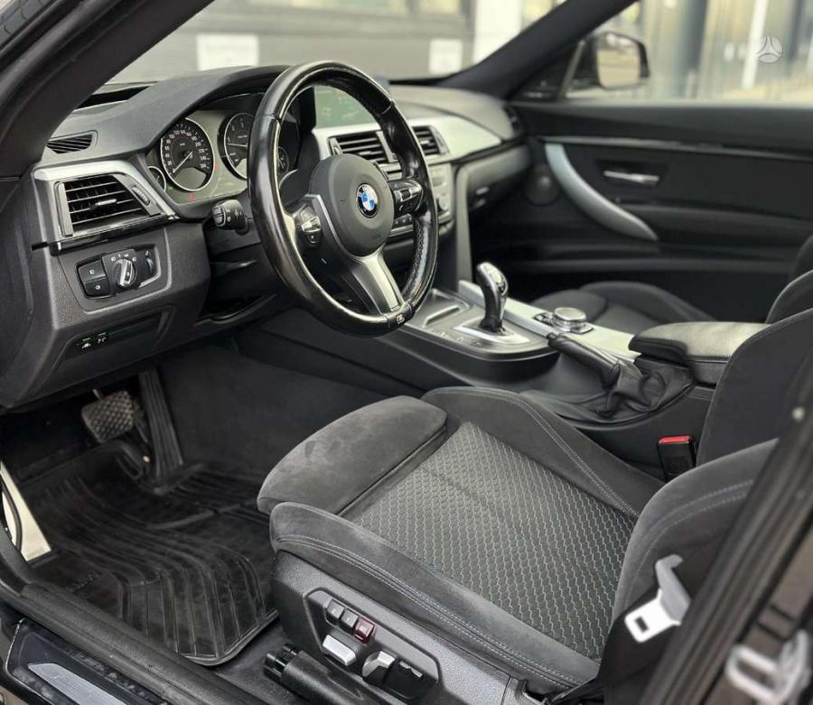 Black BMW 330 2016 in Vilnius, with an engine capacity of 2.99 L and mileage of 200 thousand km for 13590 €, photo 28 on AUTOMOTO.COM.LV