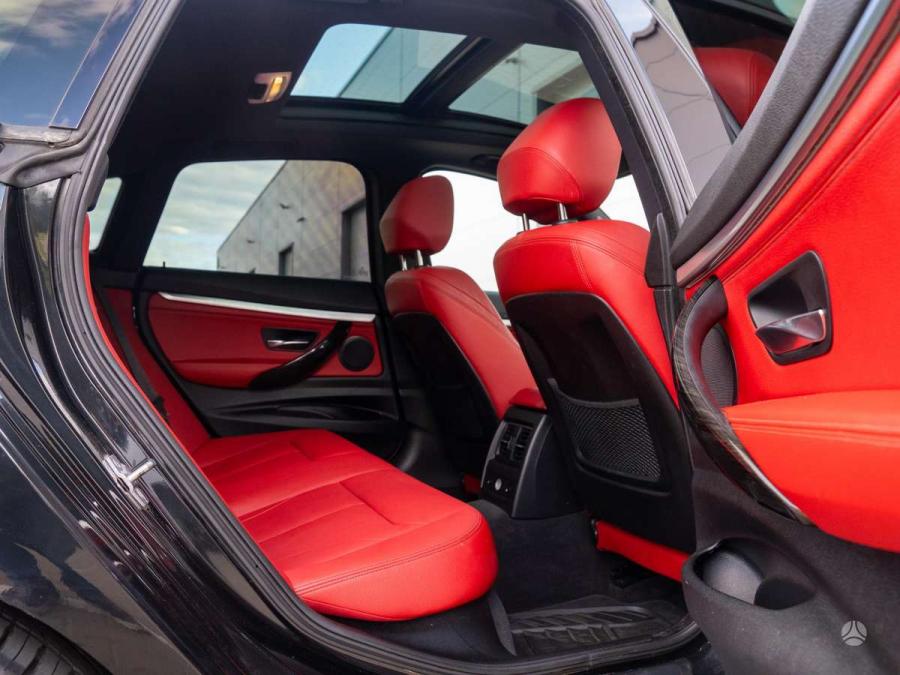 Black BMW 330 2017 in Vilnius, with an engine capacity of 2.00 L and mileage of 233 thousand km for 11850 €, photo 15 on AUTOMOTO.COM.LV