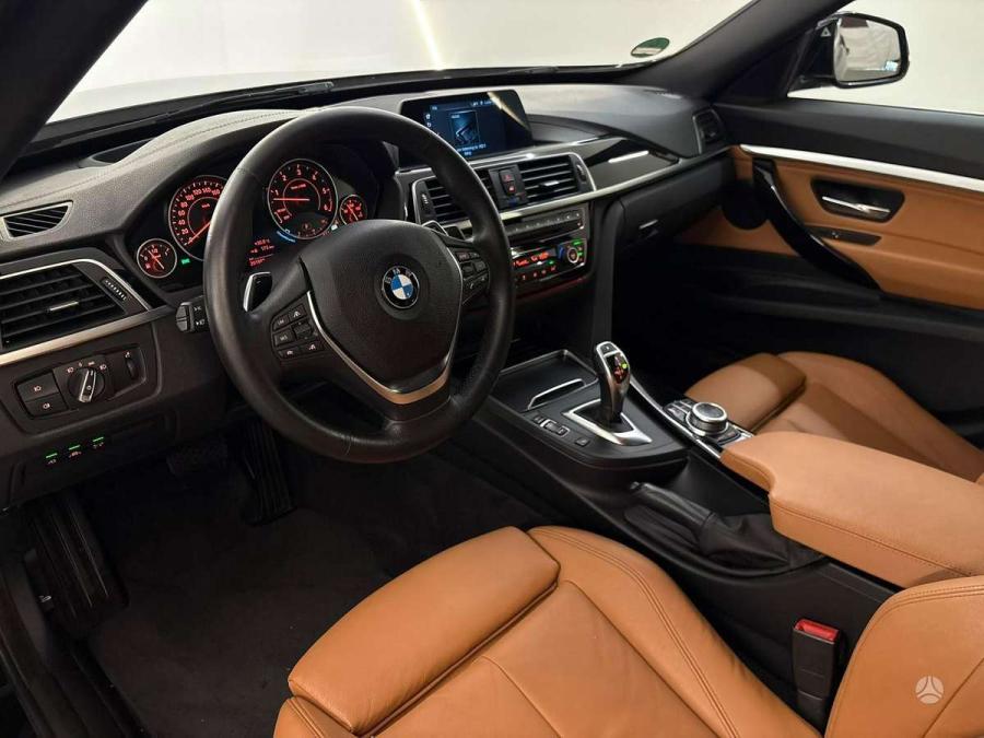 Black BMW 330 2018 in Marijampole, with an engine capacity of 2.99 L and mileage of 202 thousand km for 15999 €, photo 3 on AUTOMOTO.COM.LV