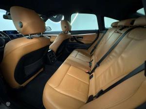Black BMW 330 2018 in Marijampole, with an engine capacity of 2.99 L and mileage of 202 thousand km for 15999 €, photo 26 on AUTOMOTO.COM.LV