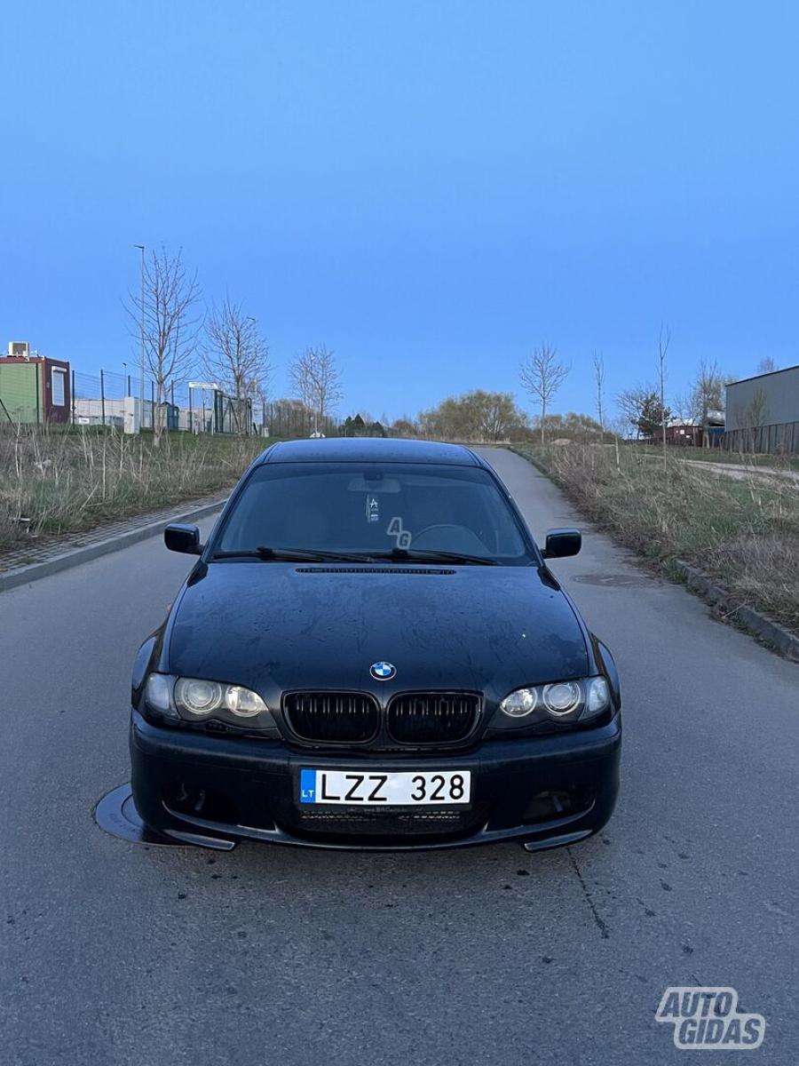 Black BMW 330 2001 in Klaipeda, with an engine capacity of 2.90 L and mileage of 313 thousand km for 1750 €, photo 3 on AUTOMOTO.COM.LV