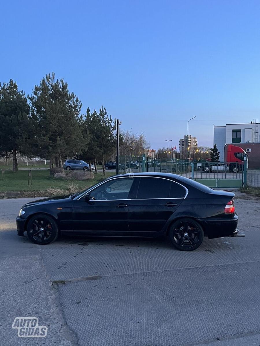 Black BMW 330 2001 in Klaipeda, with an engine capacity of 2.90 L and mileage of 313 thousand km for 1750 €, photo 9 on AUTOMOTO.COM.LV