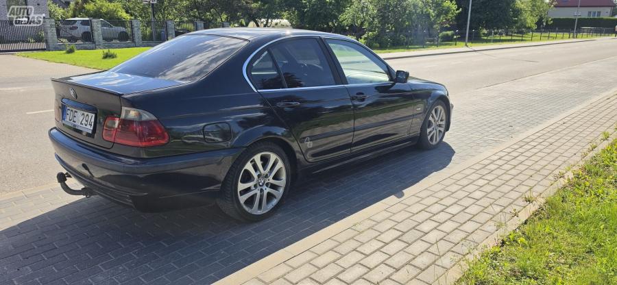 Black BMW 330 2001 in Kaunas, with an engine capacity of 3.00 L and mileage of 398 thousand km for 1850 €, photo 3 on AUTOMOTO.COM.LV