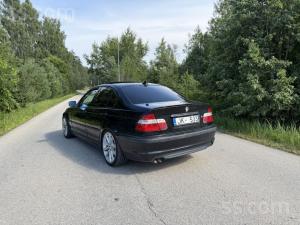 Melns BMW 330 2001 Madona, ar dzinēja tilpumu 3.00 L un nobraukumu 422 tūkst. km par 3500 €, foto 4 vietnē AUTOMOTO.COM.LV