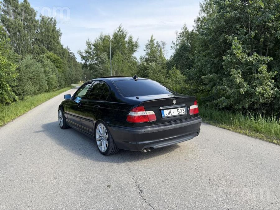 Melns BMW 330 2001 Madona, ar dzinēja tilpumu 3.00 L un nobraukumu 422 tūkst. km par 3500 €, foto 4 vietnē AUTOMOTO.COM.LV