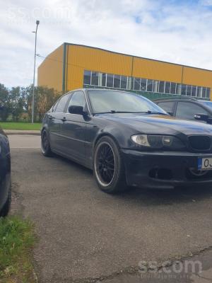 Melns BMW 330 2001 Jelgava, ar dzinēja tilpumu 3.00 L un nobraukumu 467 tūkst. km par 1850 €, foto 3 vietnē AUTOMOTO.COM.LV