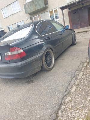 Melns BMW 330 2001 Jelgava, ar dzinēja tilpumu 3.00 L un nobraukumu 467 tūkst. km par 1850 €, foto 4 vietnē AUTOMOTO.COM.LV
