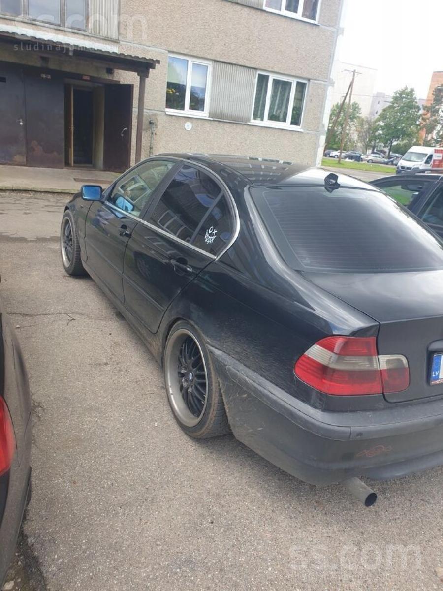 Melns BMW 330 2001 Jelgava, ar dzinēja tilpumu 3.00 L un nobraukumu 467 tūkst. km par 1850 €, foto 5 vietnē AUTOMOTO.COM.LV