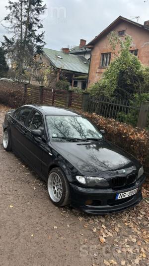 Melns BMW 330 2002 Jūrmala, ar dzinēja tilpumu 3.00 L un nobraukumu 345 tūkst. km par 4000 €, foto 8 vietnē AUTOMOTO.COM.LV