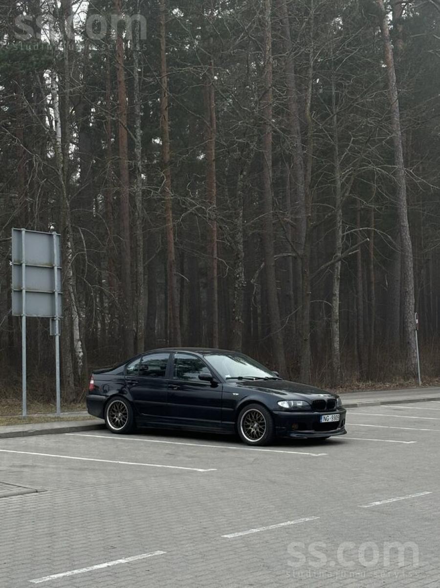Melns BMW 330 2002 Jūrmala, ar dzinēja tilpumu 3.00 L un nobraukumu 345 tūkst. km par 4000 €, foto 11 vietnē AUTOMOTO.COM.LV