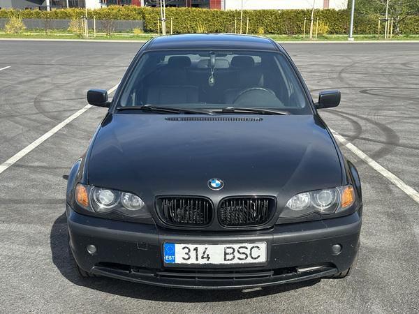 Black BMW 330 2002 in Tallinn, with an engine capacity of 0.00 L and mileage of 469 thousand km for 2000 €, photo 1 on AUTOMOTO.COM.LV