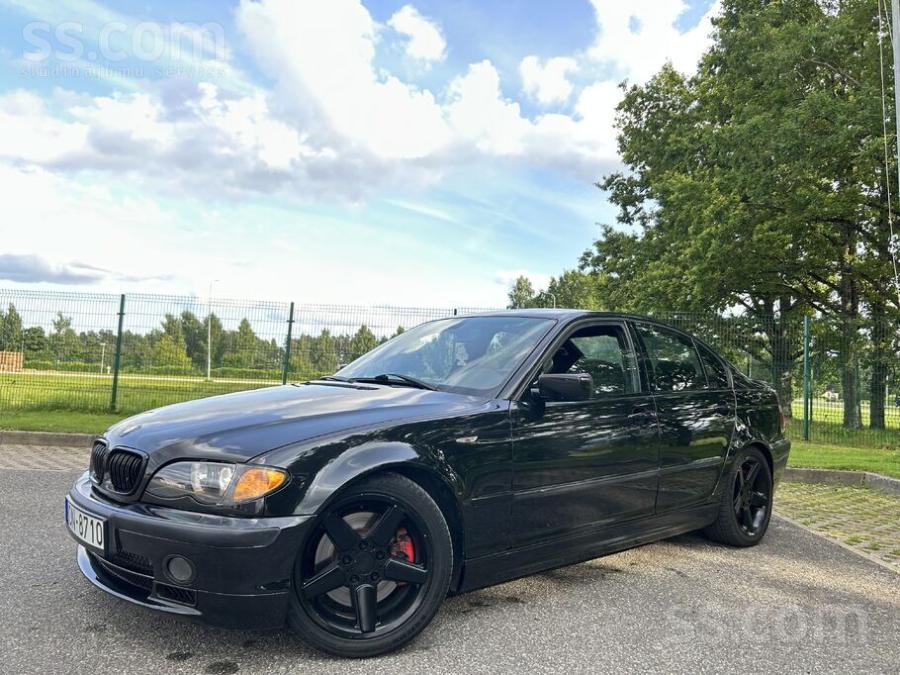 Black BMW 330 2002 in Valmiera, with an engine capacity of 3.00 L and mileage of 327 thousand km for 3350 €, photo 3 on AUTOMOTO.COM.LV