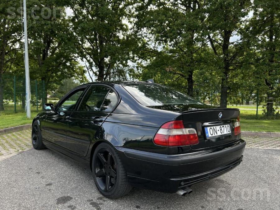 Black BMW 330 2002 in Valmiera, with an engine capacity of 3.00 L and mileage of 327 thousand km for 3350 €, photo 4 on AUTOMOTO.COM.LV