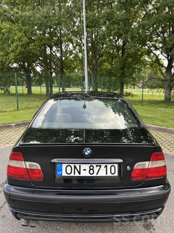 Black BMW 330 2002 in Valmiera, with an engine capacity of 3.00 L and mileage of 327 thousand km for 3350 €, photo 7 on AUTOMOTO.COM.LV