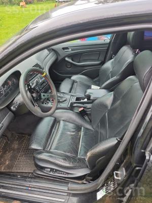 Black BMW 330 2002 in Riga, with an engine capacity of 3.00 L and mileage of 420 thousand km for 4000 €, photo 5 on AUTOMOTO.COM.LV