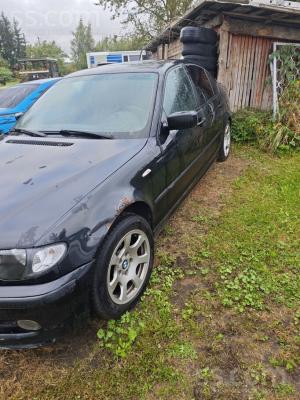 Black BMW 330 2002 in Riga, with an engine capacity of 3.00 L and mileage of 420 thousand km for 4000 €, photo 6 on AUTOMOTO.COM.LV