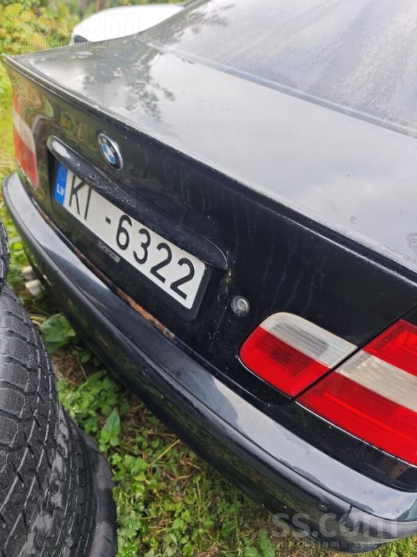 Черный БМВ 330 2002 в Рига, объемом двигателя 3.00 л и пробегом 420 тыс. км за 4000 €, фото 10 на AUTOMOTO.COM.LV