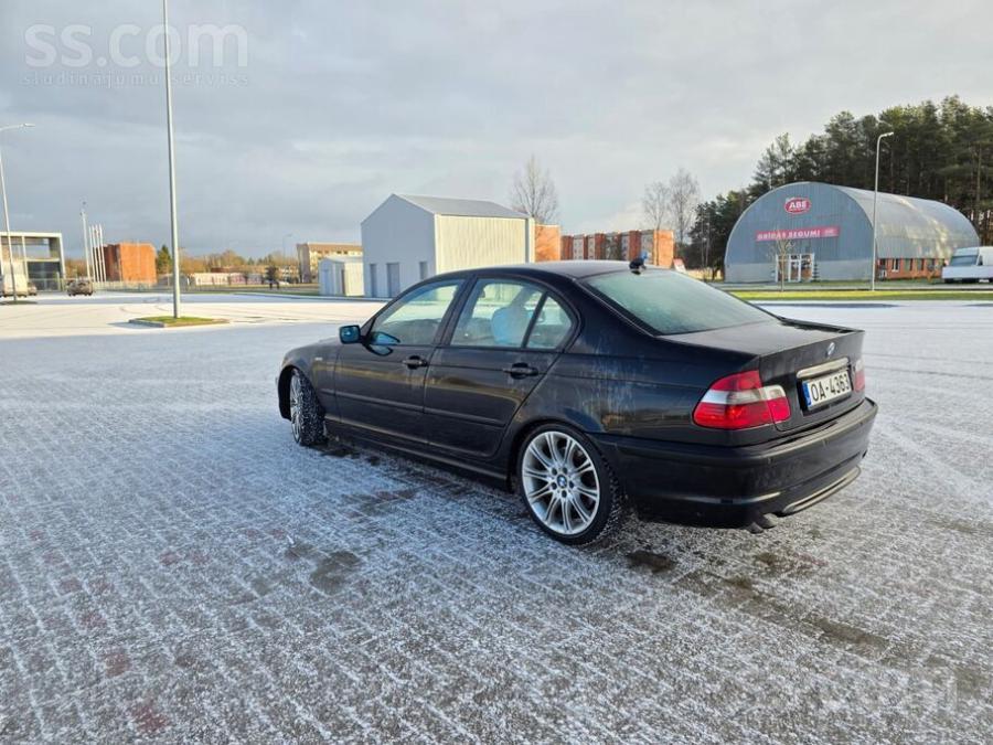 Melns BMW 330 2003 Valmiera, ar dzinēja tilpumu 3.00 L un nobraukumu 0 tūkst. km par 3300 €, foto 3 vietnē AUTOMOTO.COM.LV