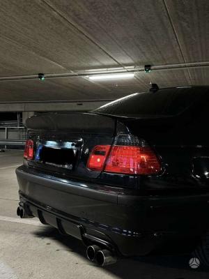 Melns BMW 330 2004 Viļņa, ar dzinēja tilpumu 2.99 L un nobraukumu 379 tūkst. km par 7200 €, foto 6 vietnē AUTOMOTO.COM.LV