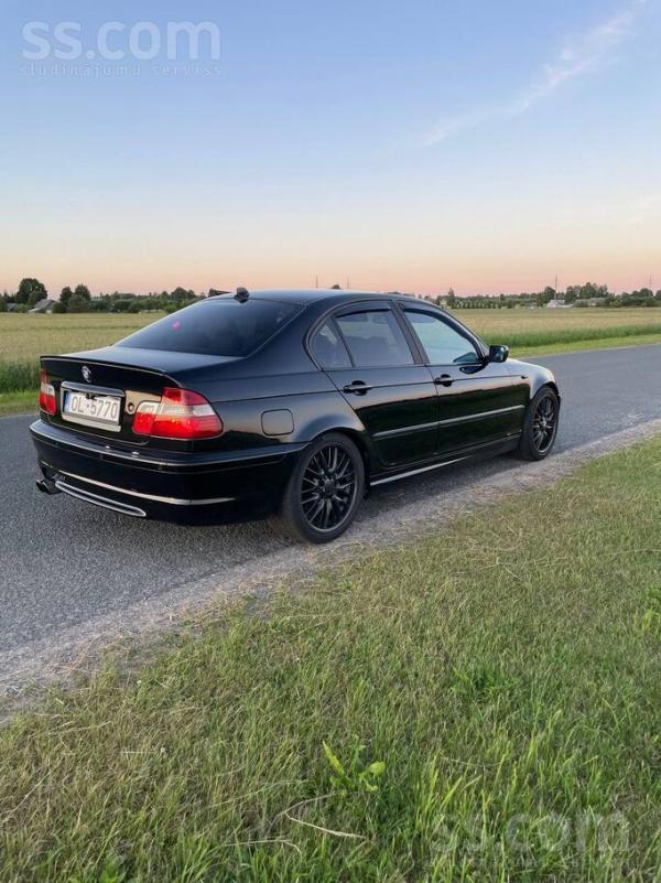 Melns BMW 330 2004 Rēzekne, ar dzinēja tilpumu 3.00 L un nobraukumu 422 tūkst. km par 4300 €, foto 2 vietnē AUTOMOTO.COM.LV
