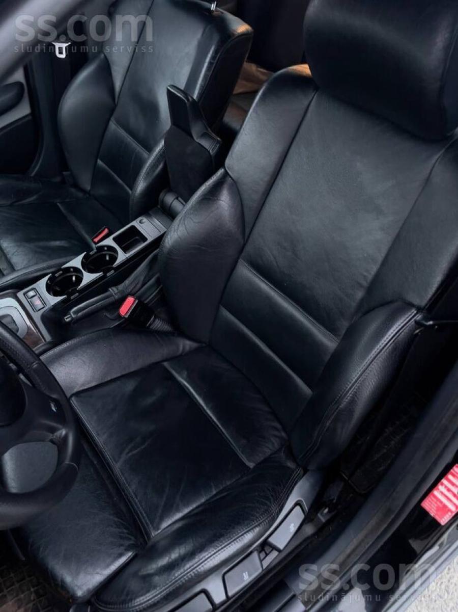 Melns BMW 330 2004 Rēzekne, ar dzinēja tilpumu 3.00 L un nobraukumu 422 tūkst. km par 4300 €, foto 7 vietnē AUTOMOTO.COM.LV